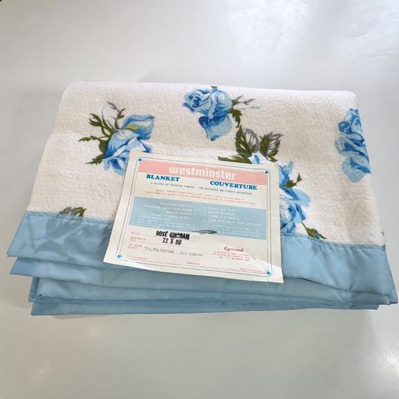 Esmond, Dominion Textile | Bedding | Vintage 7s Blanket Satin Trim Blue ...